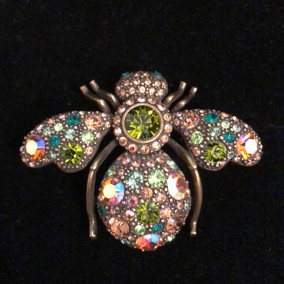 Joan Rivers | Jewelry | Joan Rivers Prismatic Crystal Bee Pin | Poshmark